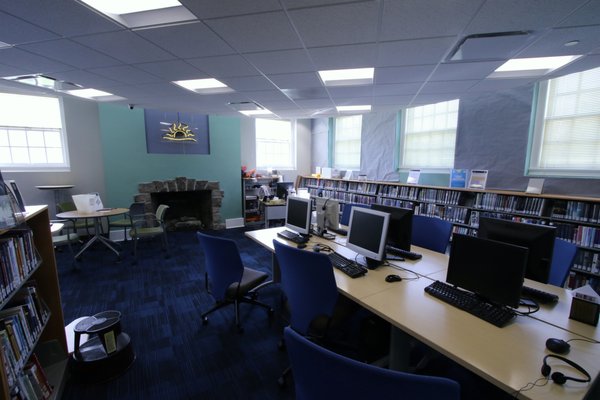 CROMAINE DISTRICT LIBRARY - Updated March 2025 - 12 Photos - 3688 N ...