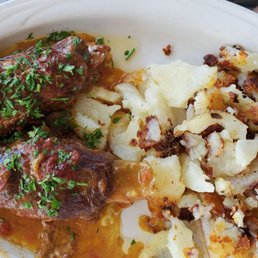 METZGER’S GERMAN RESTAURANT - 399 Photos & 326 Reviews - 305 N Zeeb Rd ...