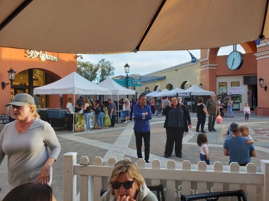 SIMI VALLEY TOWN CENTER - Updated January 2026 - 232 Photos & 157 ...