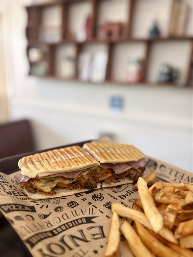 THE LITTLE MULE CAFE - Updated October 2025 - 42 Photos - 15550 Old ...