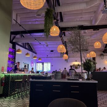 FIORI ITALIAN PIZZERIA - Updated May 2025 - 217 Photos & 154 Reviews ...