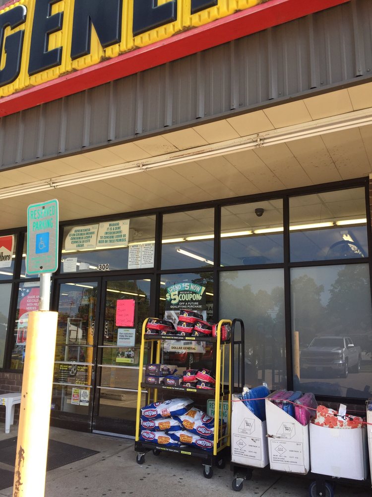 DOLLAR GENERAL - Updated May 2026 - 300 W COMMERCE ST, Fairfield, Texas ...