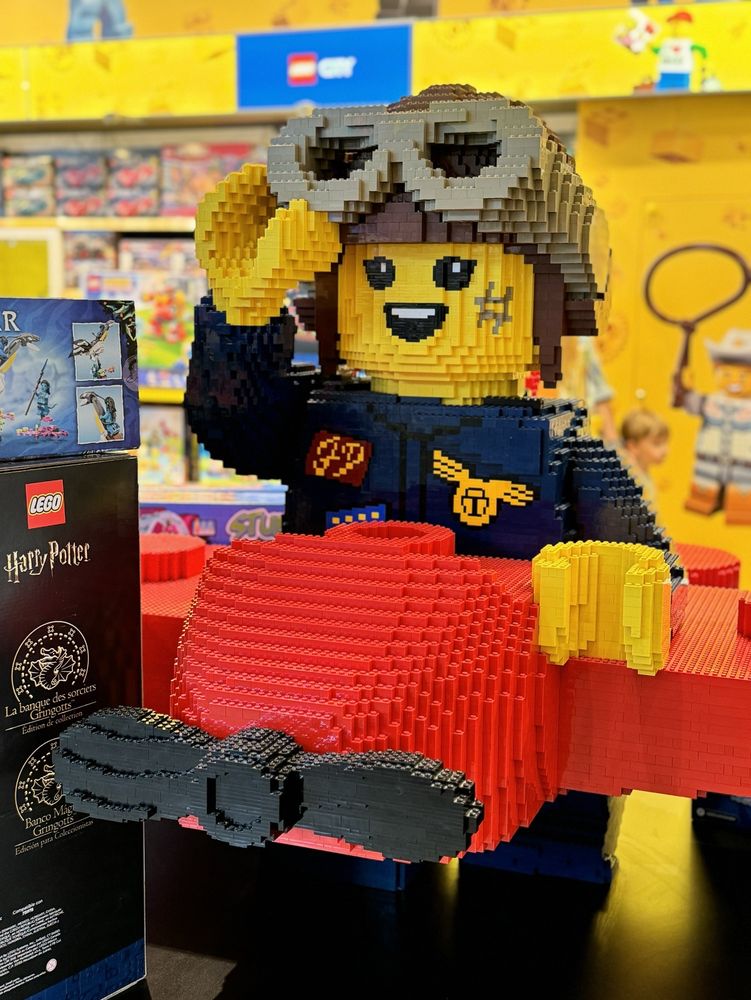 LEGO STORE - Updated July 2025 - 22 Photos - Concourse A, Salt Lake ...