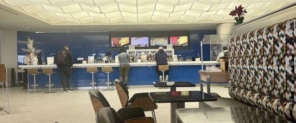 DELTA SKY CLUB CONCOURSE E ACROSS FROM GATE 15 - 6000 N Terminal Pkwy ...