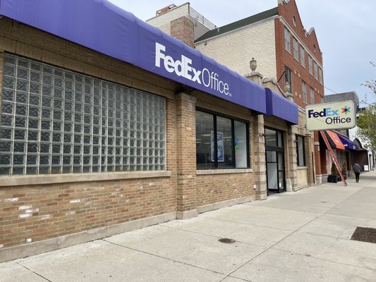 FEDEX OFFICE PRINT & SHIP CENTER - Updated December 2025 - 15 Photos ...