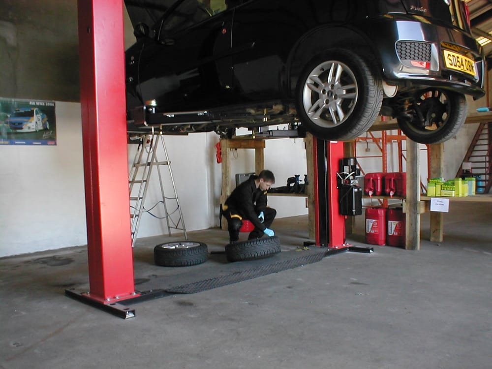 HARLAW CARS - Updated December 2025 - Harlaw Way, Inverurie ...