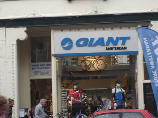 GIANT STORE - HANS STRUIJK - Updated April 2025 - Van Woustraat 59-63 ...