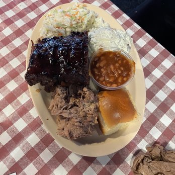 WHOLE HOG CAFE - Updated January 2026 - 54 Photos & 160 Reviews - 224 W ...