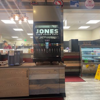 DUNELAND STATION DELI - Updated January 2026 - 47 Photos & 27 Reviews ...