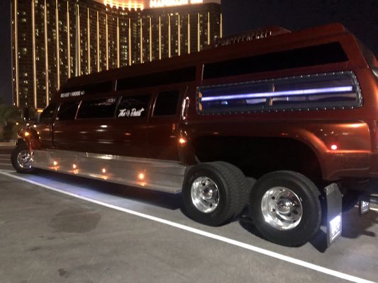 BEAST LIMO - Updated October 2025 - 75 Photos & 38 Reviews - Las Vegas ...
