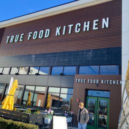 TRUE FOOD KITCHEN - Updated December 2025 - 824 Photos & 476 Reviews ...