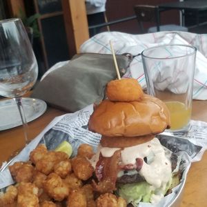 THE RED ROOSTER BAR & GRILL - 99 Photos & 180 Reviews - 510 Washington ...