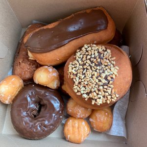 DONUT KASTLE - 27 Photos & 36 Reviews - 24555 Eureka Rd, Taylor ...
