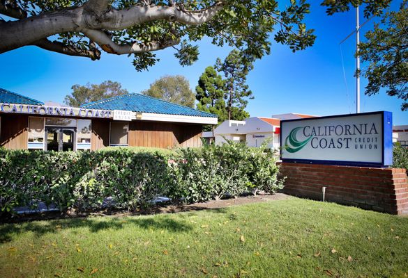 CALIFORNIA COAST CREDIT UNION - Updated October 2025 - 10 Photos & 167 ...