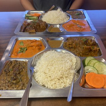 CAFE EVEREST - Updated October 2025 - 42 Photos & 31 Reviews - 3901 W ...