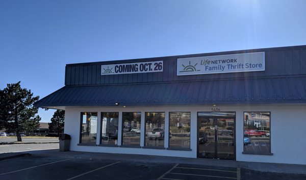 LIFE NETWORK FAMILY THRIFT STORE - Updated August 2025 - 14 Photos ...