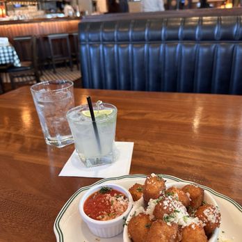 DL MACKS - Updated June 2025 - 189 Photos & 179 Reviews - 6501 ...