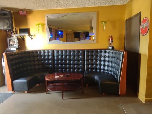 CLUB XTRA - 28 Photos - Strip Clubs - 2245 Wilton Dr, Wilton Manors, FL ...