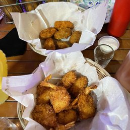 CUCKOO COCONUTS WAIKIKI - 957 Photos & 704 Reviews - 333 Royal Hawaiian ...