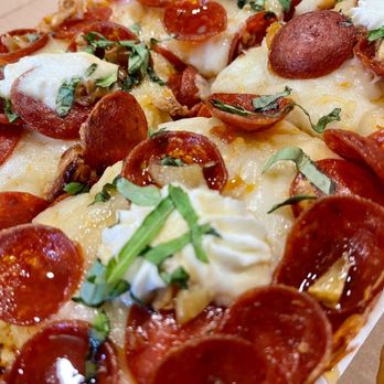 99 CRAFT PIZZA - Updated December 2024 - 200 Photos & 230 Reviews - 585 ...