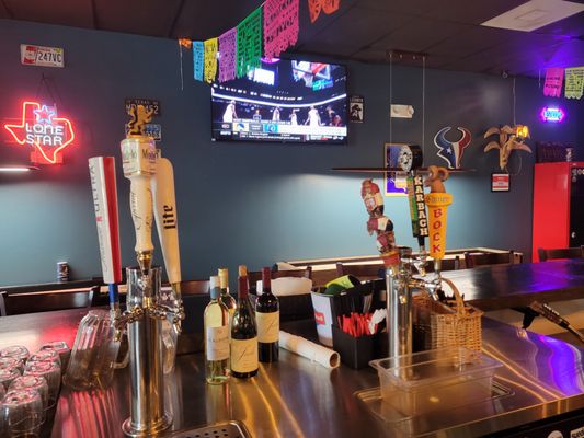 ROCKO’S DIVE BAR & TEXAS KITCHEN - Updated May 2026 - 61 Photos & 33 ...