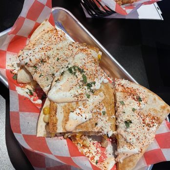 FIRST ROUND - Updated October 2025 - 115 Photos & 38 Reviews - 3901 ...