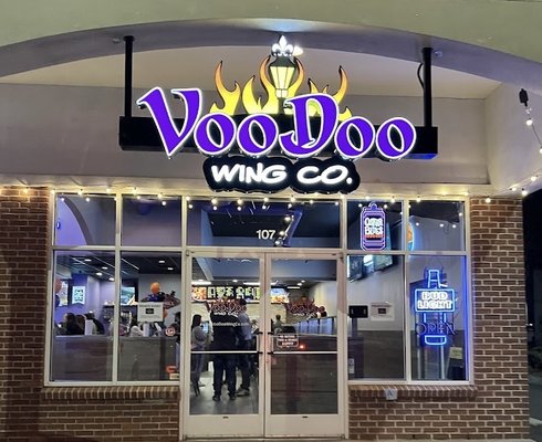 VOODOO WING CO. - Updated August 2024 - 38 Photos & 66 Reviews - 1646 ...