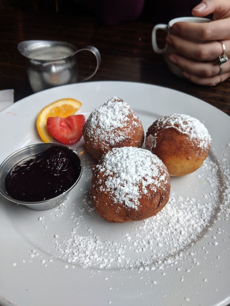 THREE MAGNETS BREWING - 210 Photos & 388 Reviews - 600 Franklin St SE ...