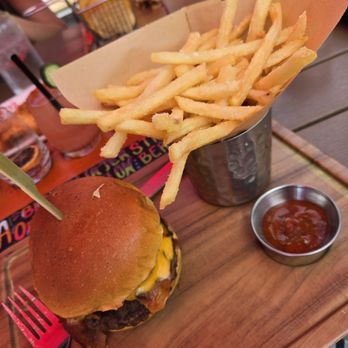 FINNEY’S CRAFTHOUSE - OCEANSIDE - Updated December 2025 - 655 Photos ...