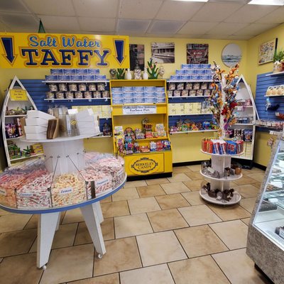 BERKELEY CANDY - Updated December 2025 - 1205 Boardwalk, Seaside ...