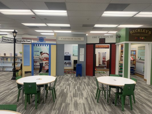 PLACENTIA LIBRARY - Updated July 2025 - 68 Photos & 67 Reviews - 411 E ...