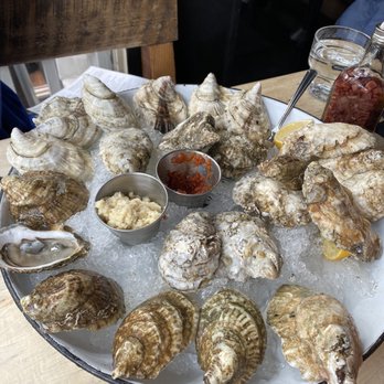 SAILOR OYSTER BAR - Updated April 2024 - 243 Photos & 263 Reviews - 196 ...