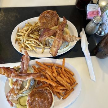 UPSCALE RIO - Updated February 2025 - 82 Photos & 73 Reviews - 1520 ...