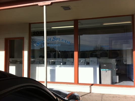SPLISH SPLASH LAUNDROMAT - Updated December 2025 - 13 Reviews - 20413 ...