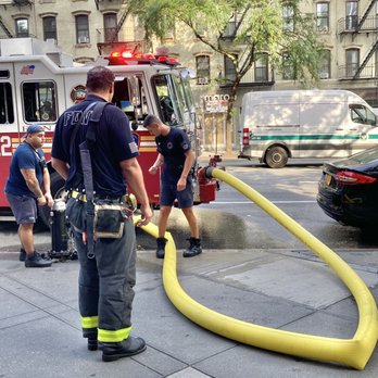 FDNY ENGINE 22/LADDER 13 - Updated December 2025 - 12 Photos - 159 E ...