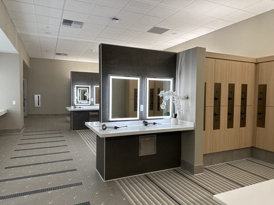 CLUB STUDIO - Updated October 2025 - 141 Photos - 131 Reviews - 6310A E ...