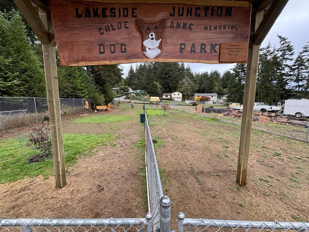 LAKESIDE JUNCTION DOG PARK - Updated October 2024 - 72219 Oregon Coast ...