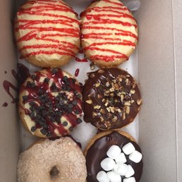 DONNA’S DELICIOUS DOZEN - Updated December 2025 - 411 Photos & 282 ...