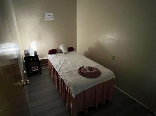 WALNUT SPA - Updated June 2026 - 11 Photos - 111 S 22nd St ...