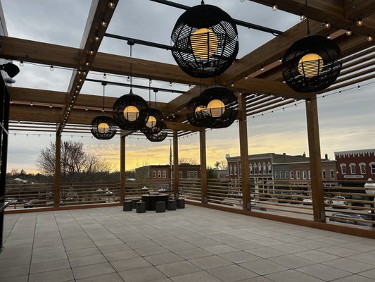 TANGLED ROOTS CRAFT BEER & KITCHEN - Updated October 2025 - 57 Photos ...