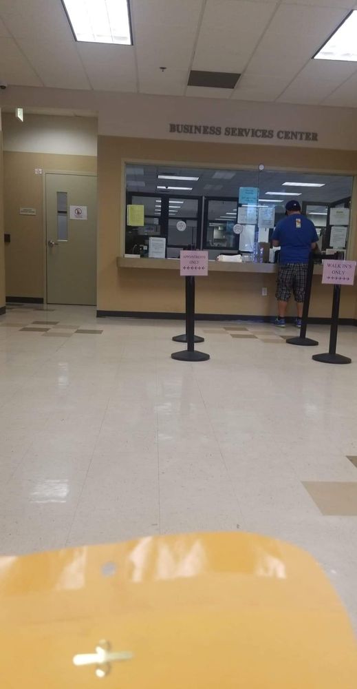 DMV BUSINESS SERVICE CENTER - 32 Reviews - 1365 N Grand Ave, Covina ...