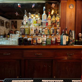 TOP NOTCH BAR - Updated December 2025 - 37 Photos & 29 Reviews - 113 E ...