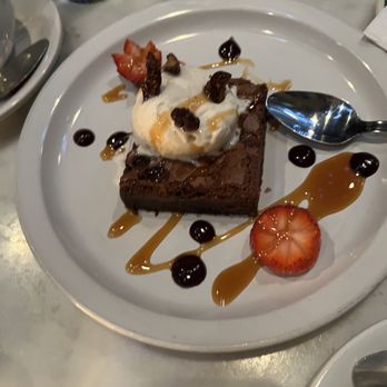 BEA - Updated November 2024 - 2655 Photos & 3034 Reviews - 403 W 43rd ...