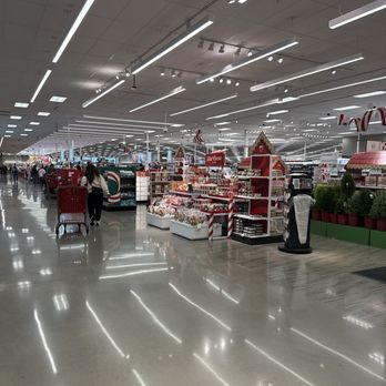 TARGET - Updated January 2026 - 104 Photos & 11 Reviews - 205 S Clovis ...