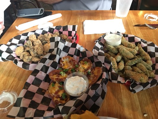 THE STABLES DOWNTOWN GRILL - 38 Photos & 28 Reviews - Burgers - 206 N ...