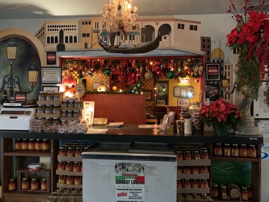 MONJUNIS ITALIAN CAFE - 219 Photos & 135 Reviews - Italian - 711 ...