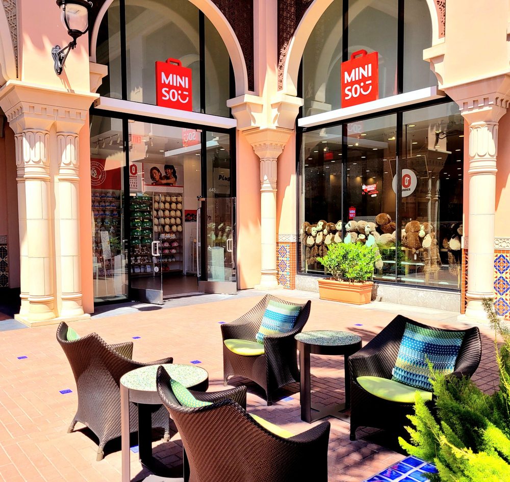 MINISO - Updated July 2025 - 157 Photos & 54 Reviews - 670 Spectrum ...