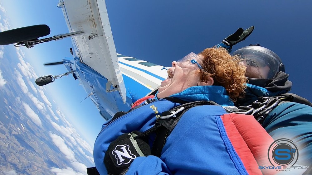 SKYDIVE SUFFOLK - 83 Photos & 19 Reviews - 1200 Gene Bolton Dr, Suffolk ...