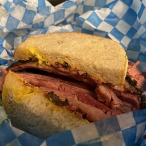 SNOWDON DELI - 193 Photos & 144 Reviews - 5265 Boulevard Décarie ...