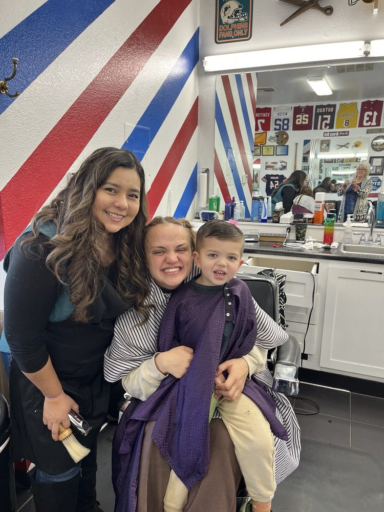 BARRY’S BARBER SHOP - Updated August 2025 - 14 Photos & 24 Reviews ...